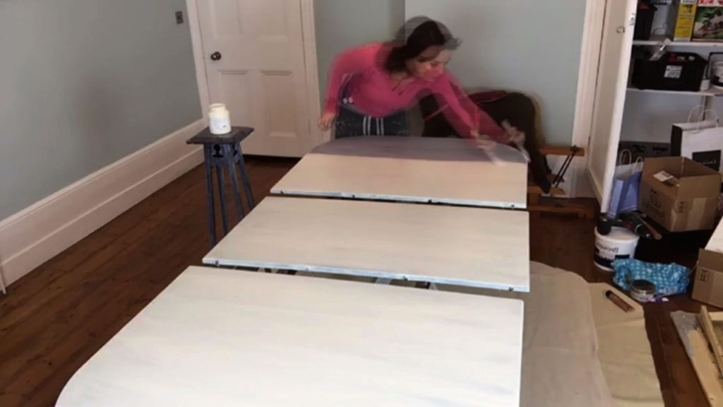 Upcycling Ideas: How To Upcycle A Dining Table With Fusion Mineral ...